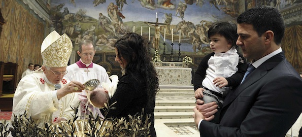 Pope Baptizes 20 - The Tablet