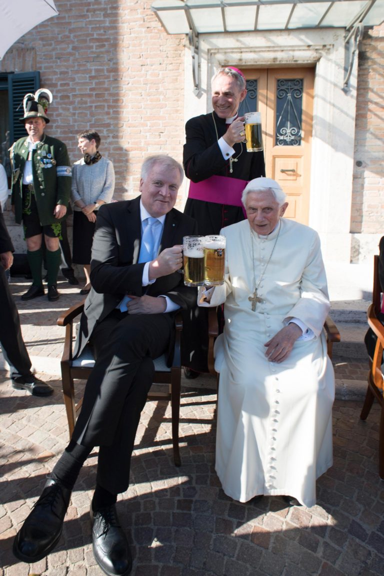 Benedict Celebrates 90th Birthday with Bavarian Beer - The Tablet