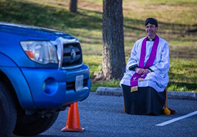 Priest Begins Offering Drive-Through Confessions in Church Parking Lot ...