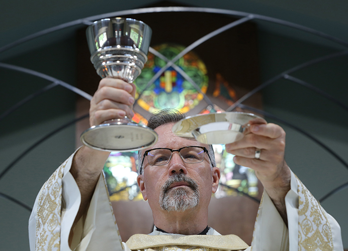 Bishops Vote to Draft Teaching Document on the Eucharist - The Tablet