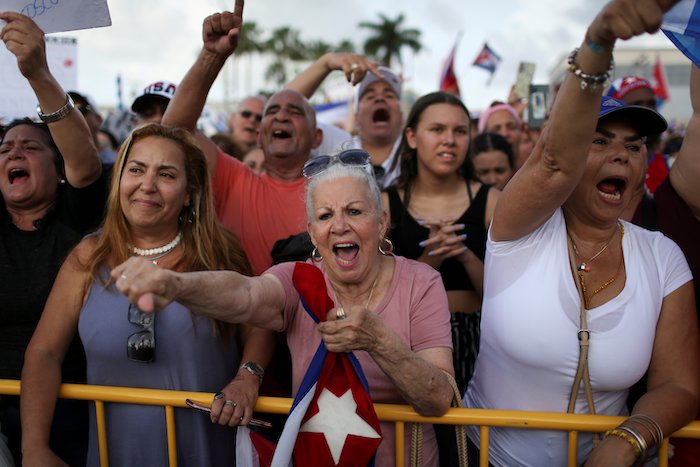 Cuban Exiles in Miami Gather at Their Shrine to Pray for Homeland - The ...