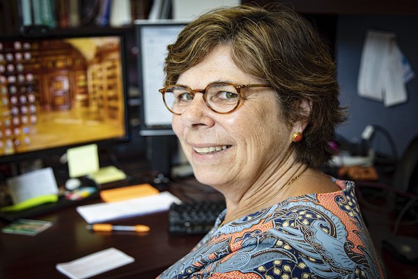 Bishops' Focus on Communion Crisis Highlights Bigger Issue, Theologians ...