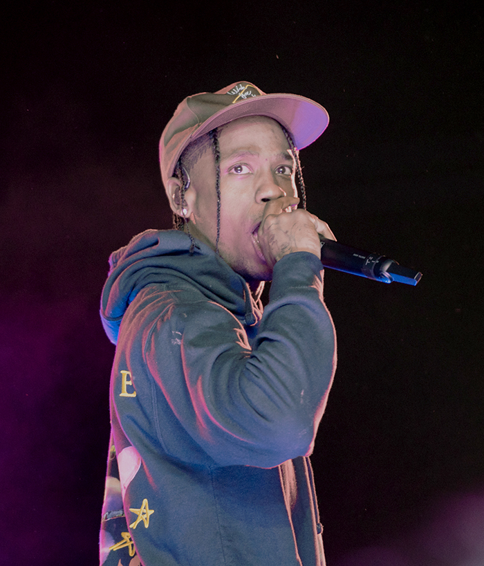 Vigil Held In Houston Catholic Church To Pray For Astroworld Festival ...