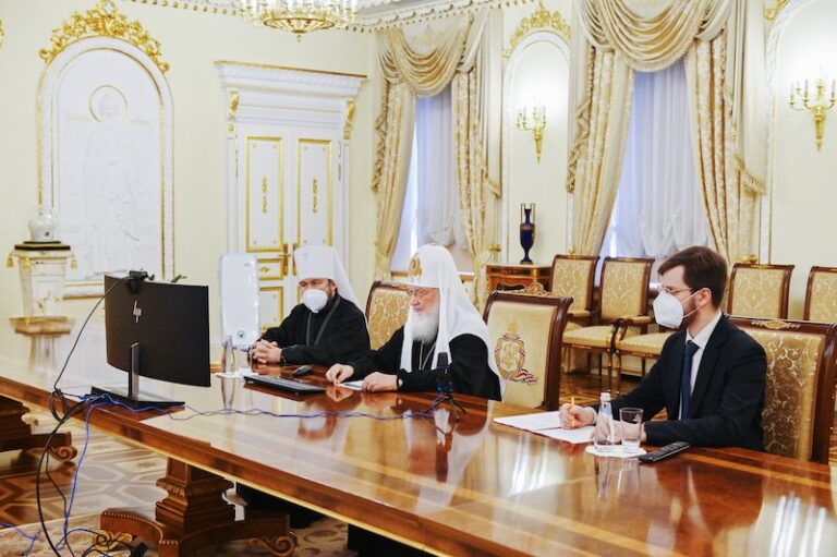 Pope Tells Russian Orthodox Leader There’s no Such Thing as ‘Just War ...