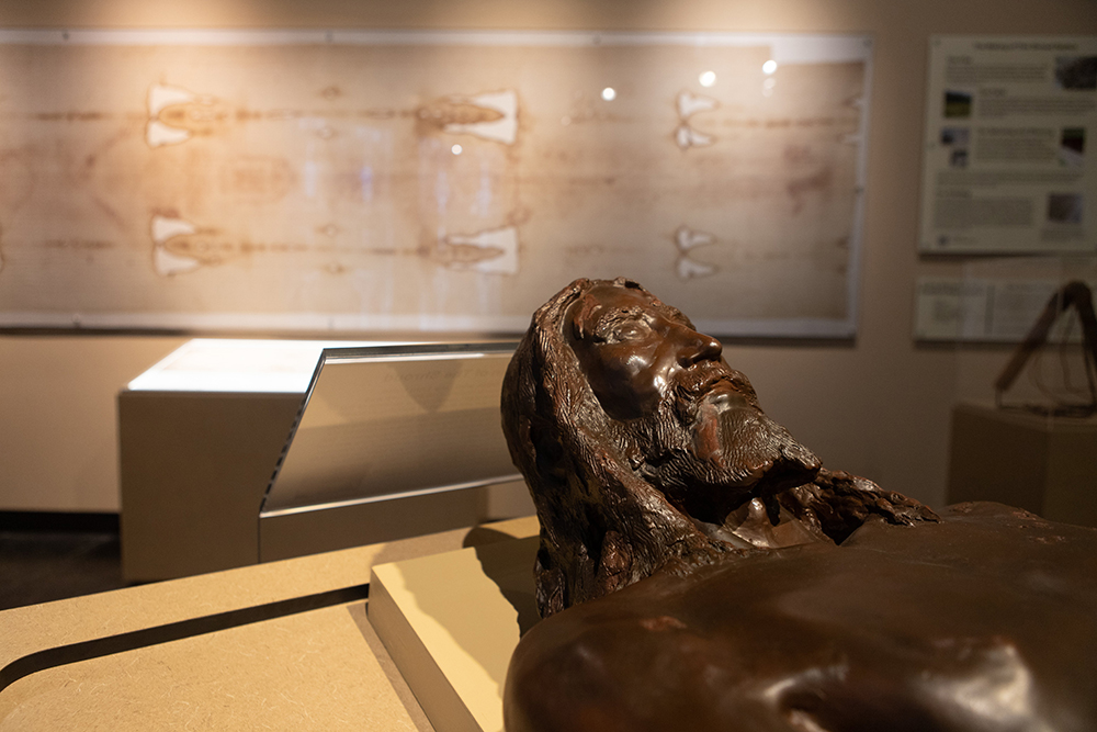 With New Exhibit, Texas Museum Has Only Permanent Display of Shroud of ...