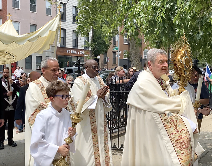 Eucharistic Processions Launch Year of the Parish Revival - The Tablet