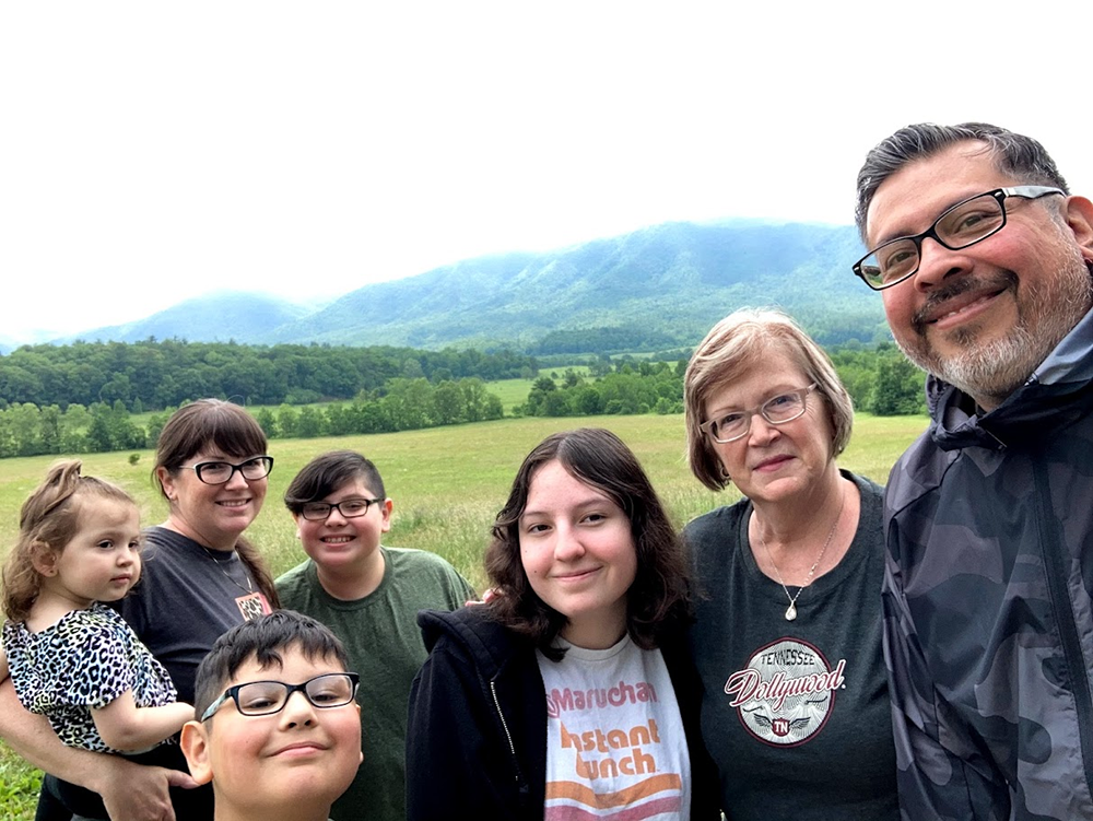 Catholics Migrate Cross-Country In Search of Deeper Religious Values ...