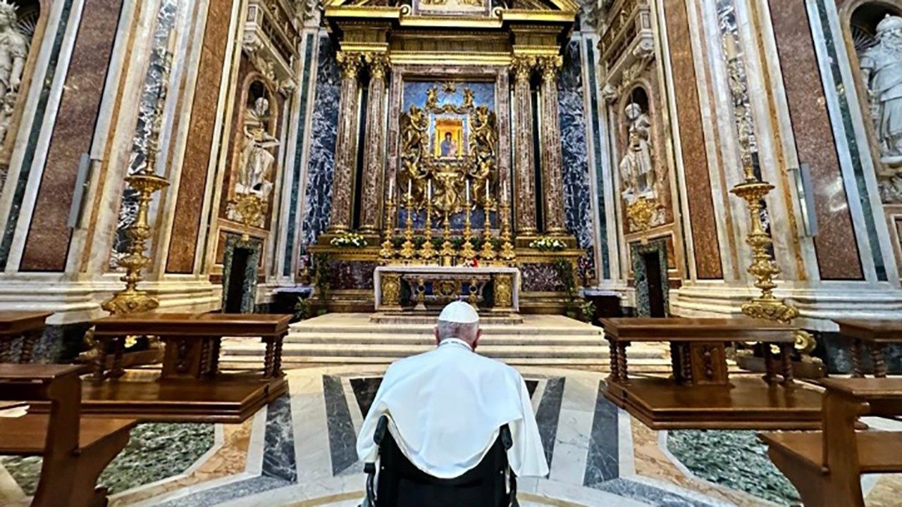 Pope Francis Back in Vatican After Hernia Operation - The Tablet
