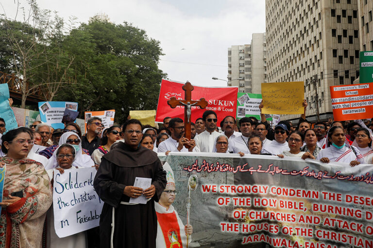 Pakistani Catholics, Christians Protest at U.N. Headquarters Over ...