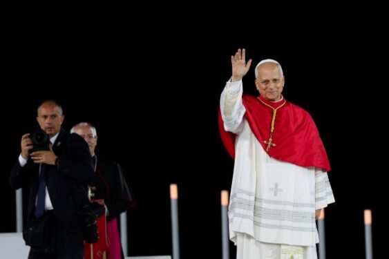 Pope Leo Speaks With Suicide Survivor About Mental Health, Hope in ...